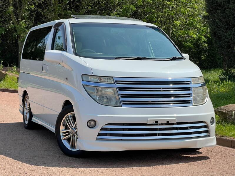 Used NISSAN ELGRAND 2003 White in Coventry, West Midlands | JDM Imports